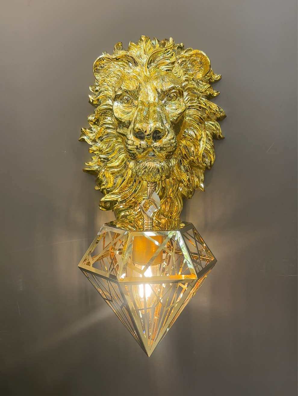 Lion Wall Light – 8M Lights